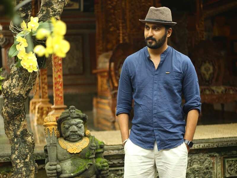 Bharya actor Arun Raghavan turns into a magician for a day - Times of India