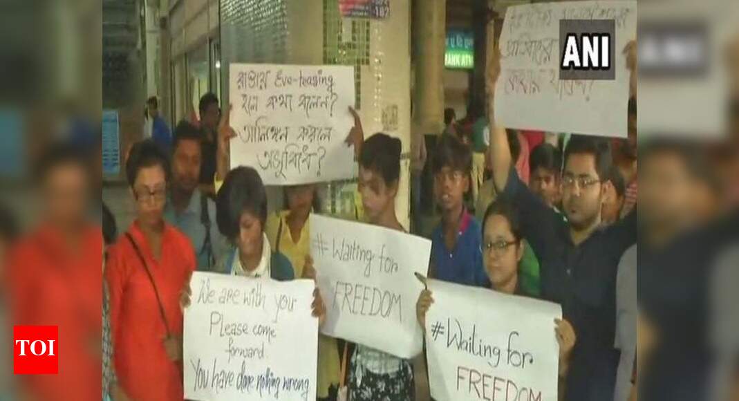 Kolkata Couple Thrashed For Intimacy On Kolkata Metro Kolkata News