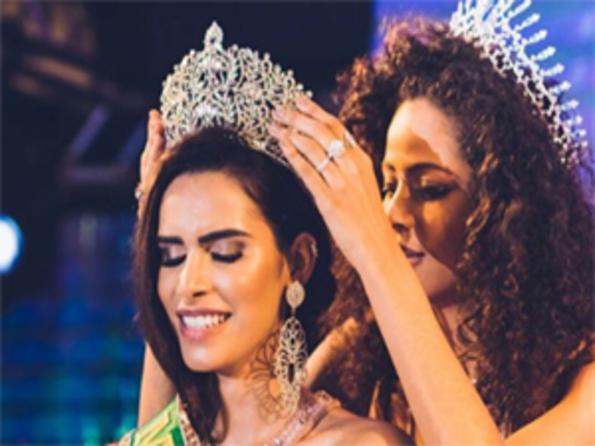 Naiely Lima crowned Miss Universe Brazil 2018