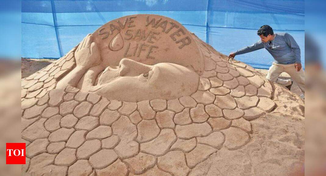 Sand art to depict Modi govt’s achievements | Surat News - Times of India