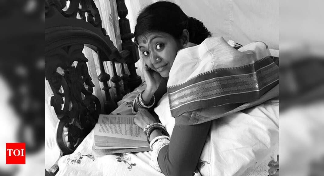 Singer Khnada all set to play Kadambari Devi | Bengali Movie News ...