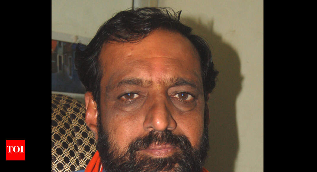 MLA: Court acquits ex-Sena MLA Vinod Ghosalkar in harassment case ... MLA: Court acquits ex-Sena MLA Vinod Ghosalkar in harassment case ...