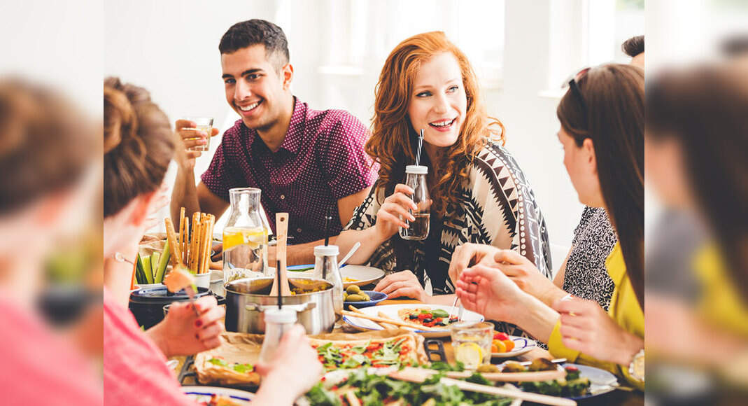 Do these 10 things and you will never fall ill while eating out
