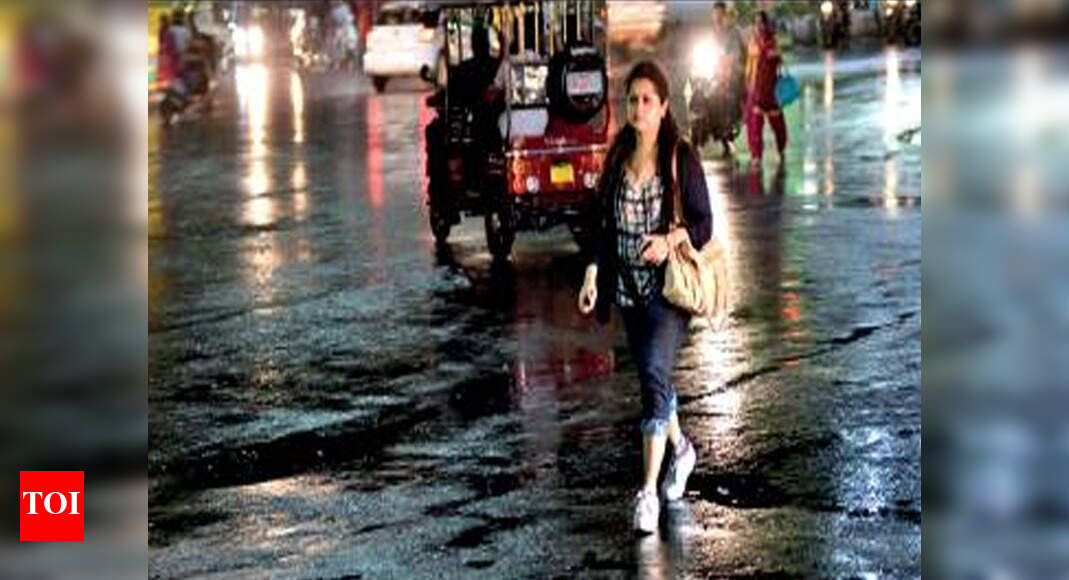 Rain cheer in Lucknow, more showers likely today | Lucknow News - Times ...