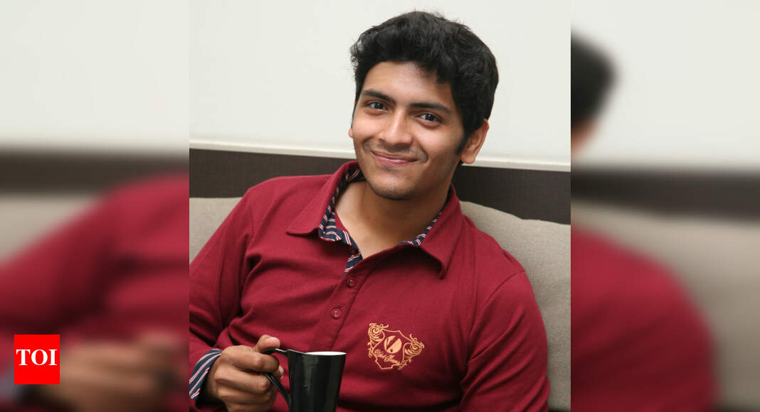 Here's what Arjun's character is like in Byomkesh Gowtro | Bengali ...