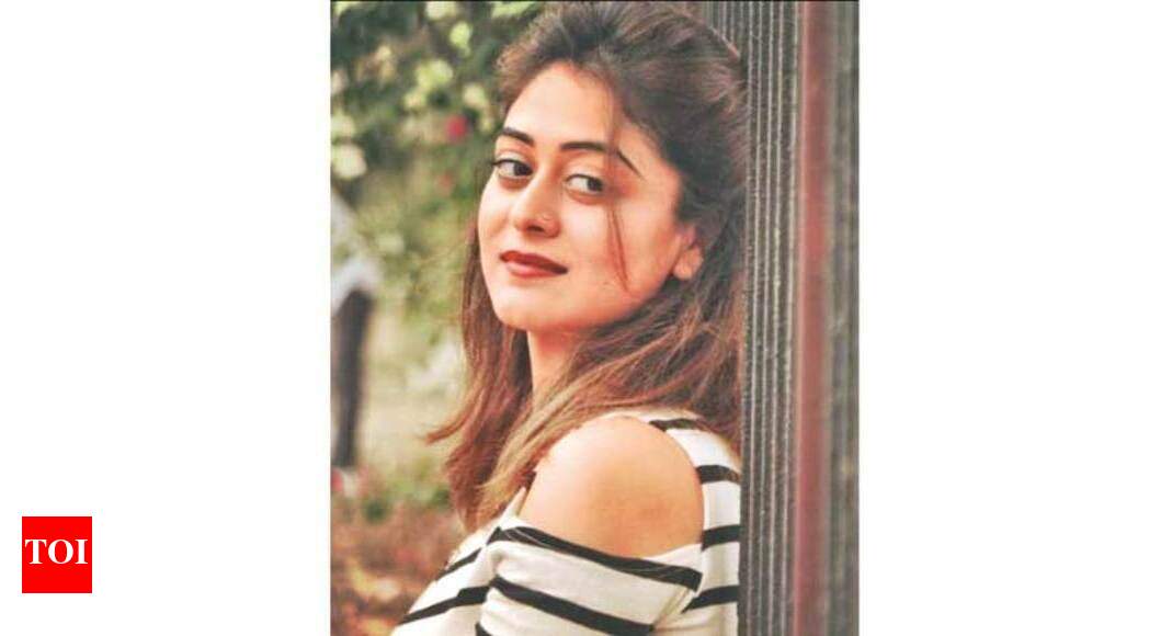 Don’t ask me about Shafaq, I’ve broken all ties with her, says sister ...