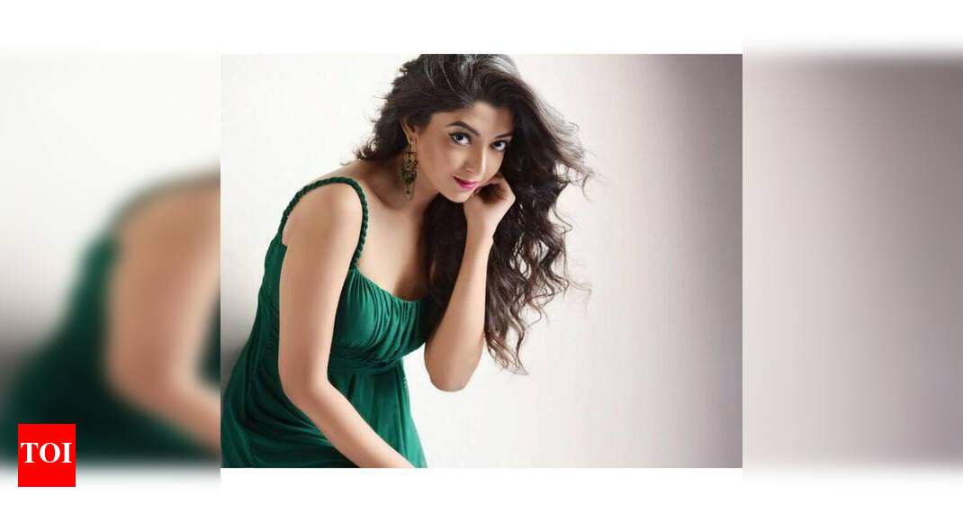 Devlina Kumar is all set for her US trip | Bengali Movie News - Times of India