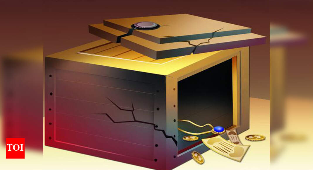 Angadia firm employee looted of valuables worth lakhs | Surat News ...