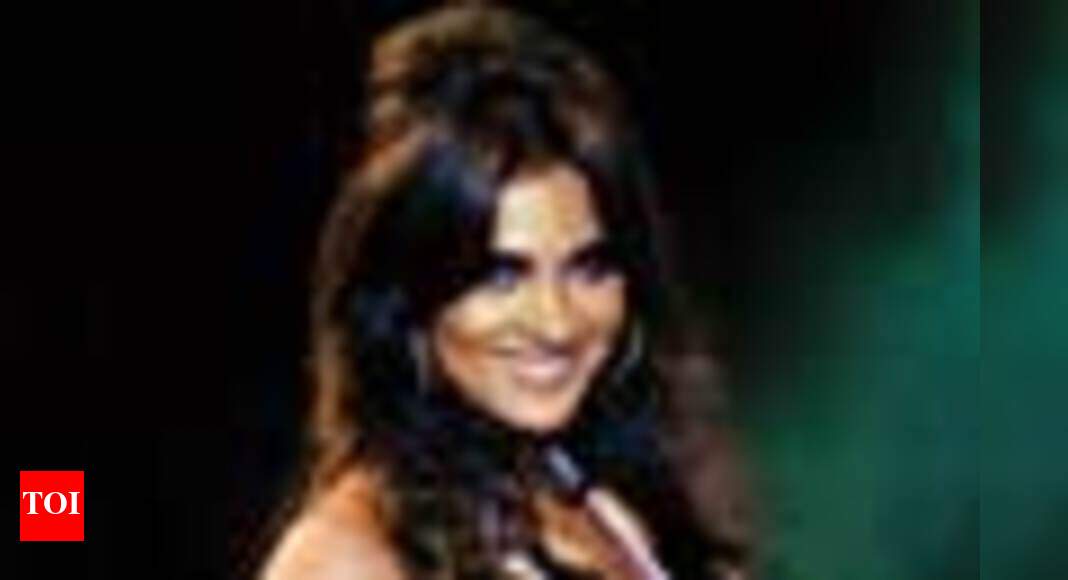 Lara to join Mahesh at US Open | Hindi Movie News - The Times of India