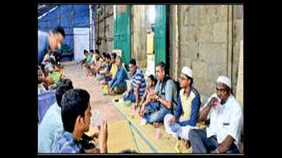 Ramzan heritage walk brings together people of different faiths and ...