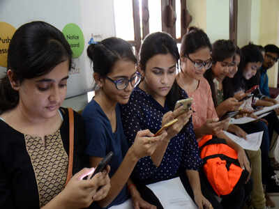 Girls outshine boys in CBSE Class XII exam | Patna News - Times of India