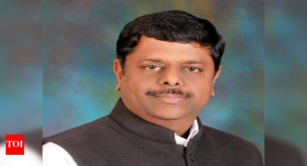 Atul Garg: Uttar Pradesh: SP leader Atul Garg joins BJP | Agra News ...