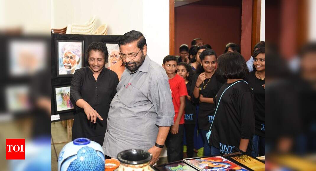 Puthu Pulari, an art exhibition by budding artists | Events Movie News ...