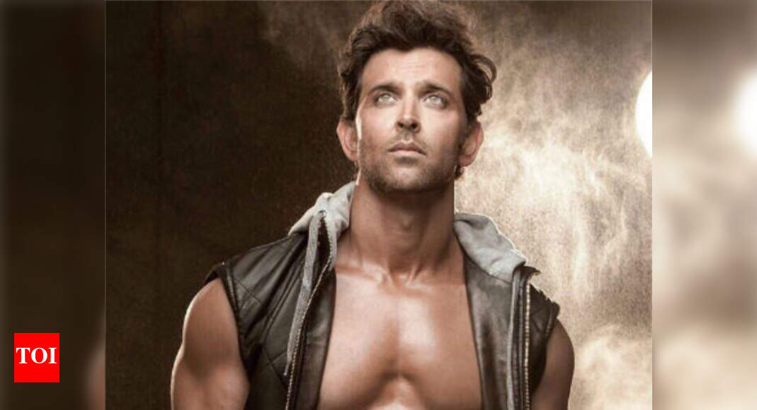 Hrithik Rohan shows off his photography skills on the sets of 'Super 30 ...