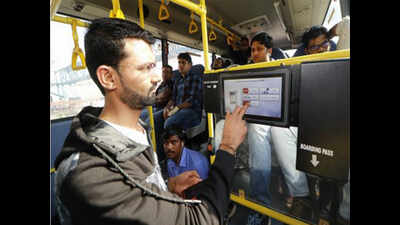 BMTC’S Vajra AC Buses: BMTC passengers can soon opt for cashless daily ...