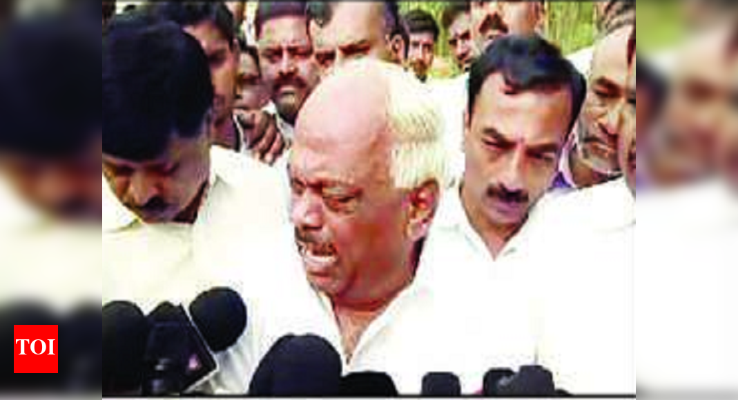 Speaker becomes emotional while inspecting KC Valley project ...