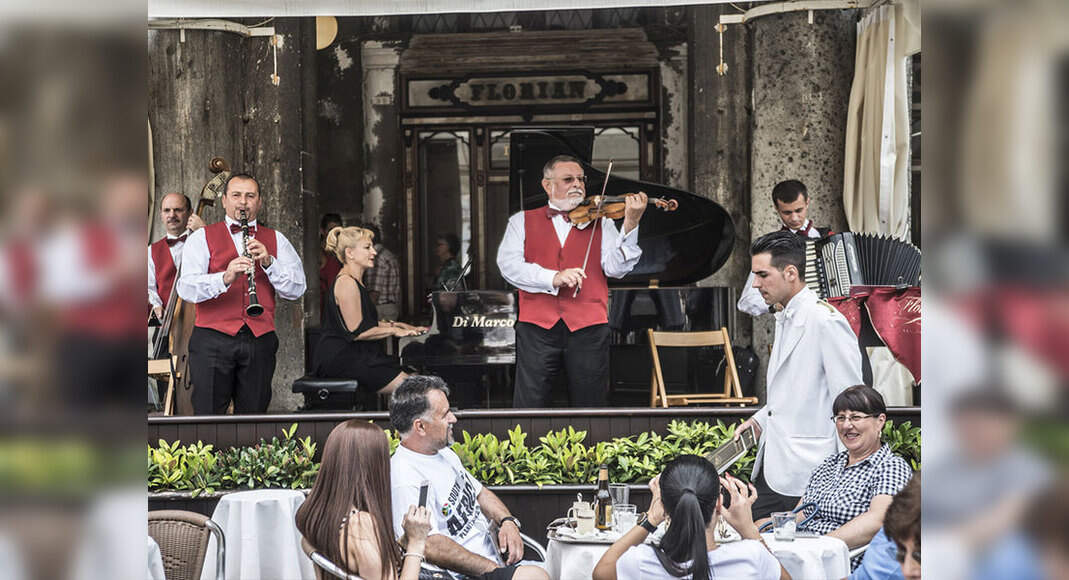 How music influences your choice of restaurant and the food you eat