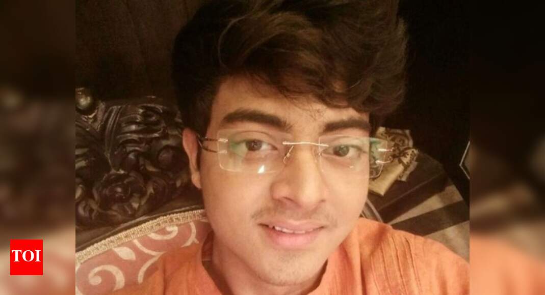 Actor Dibyojyoti Dutta shows his ‘dual avatar’; watch video - Times of ...