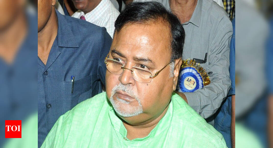 State Education Minister: Partha Chatterjee meets students on council ...