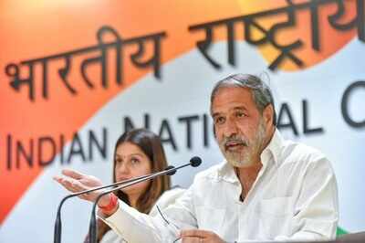 Images of Pranab at RSS HQ anguished millions of Congress workers ...