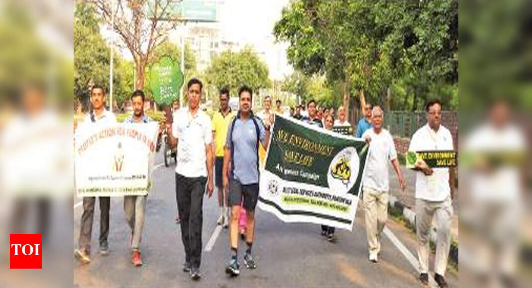 People urged to go green at cyclothon | Chandigarh News - Times of India