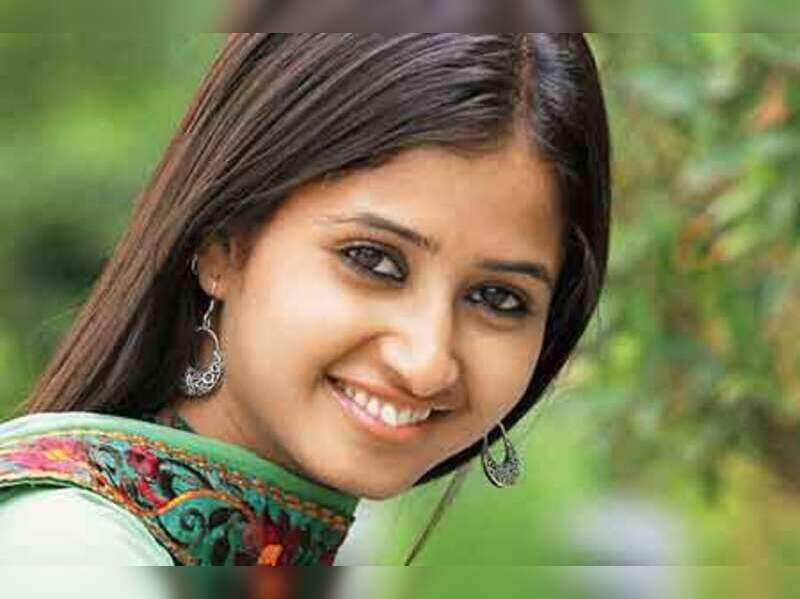 Sana says No to intimate scenes - Times of India