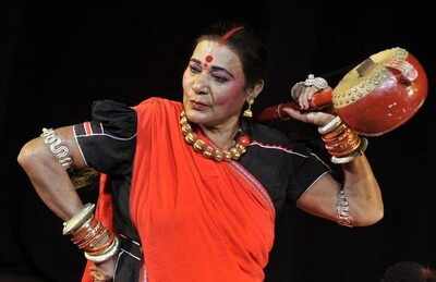 Teejan Bai: Teejan Bai admitted to ICU, condition stable | Raipur News ...