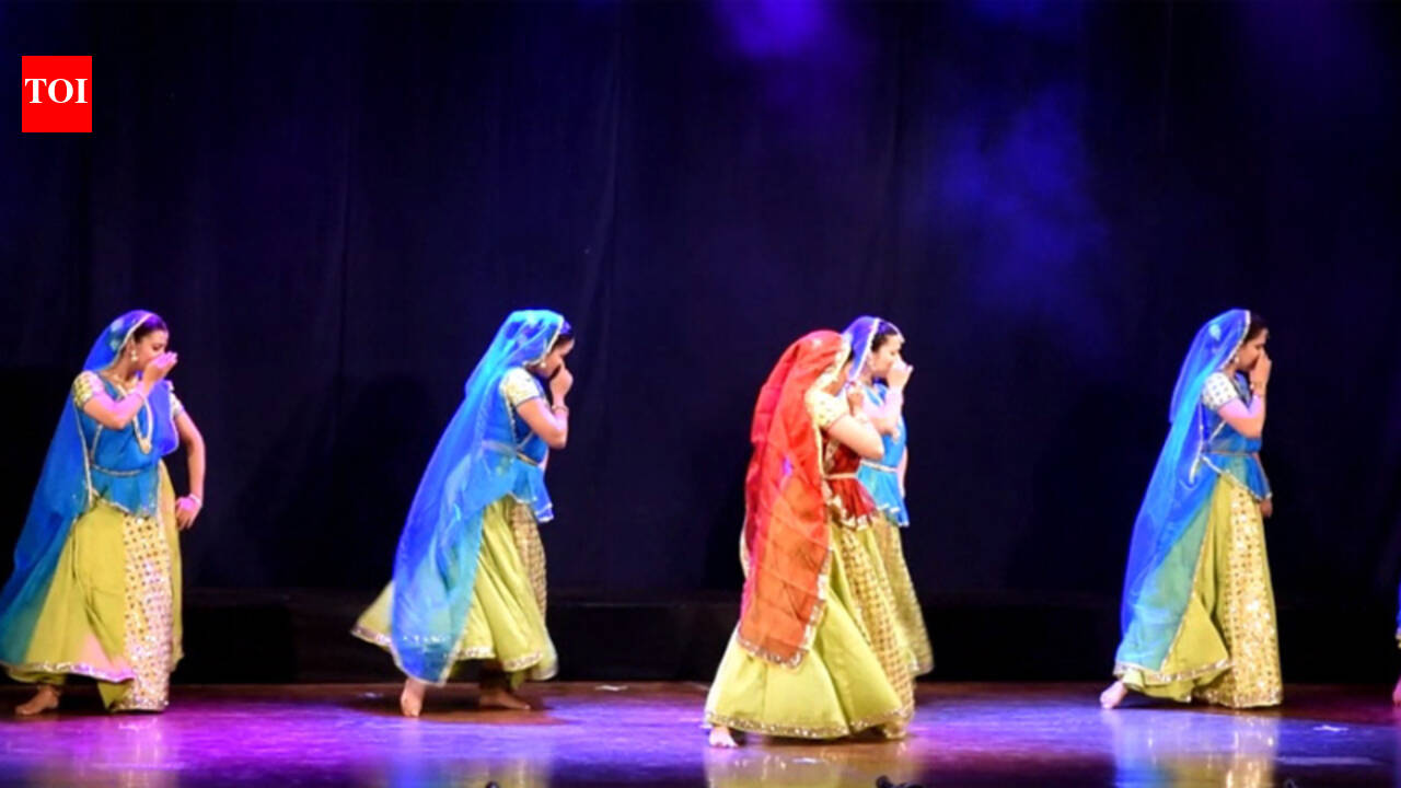 Kathak dance performance by renowned actor and dancer Sharvari Jamenis ...
