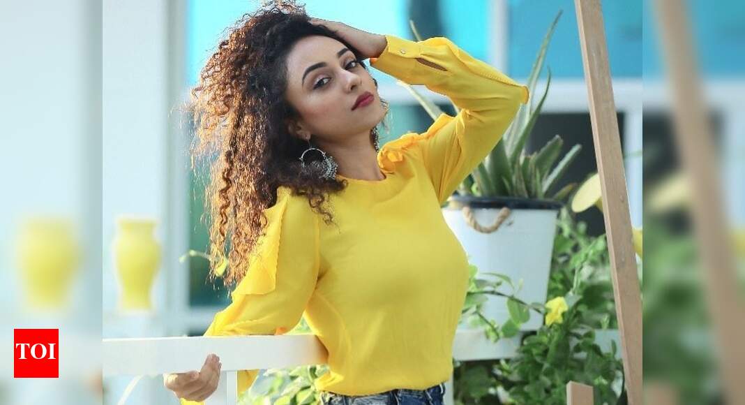 Nayika Nayakan: Pearle shares a 'pling' moment: Watch the video - Times ...