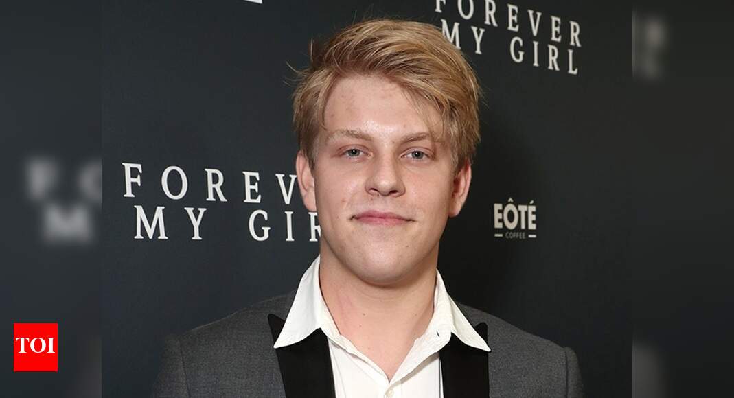 'The Goldbergs' actor Jackson Odell dead at 20 - Times of India