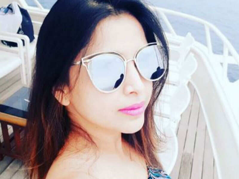 Swetha Changappa goes on a movie date with her Veere's; See pictures ...