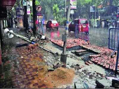 Cave-in on Gariahat Road, third time in four years | Kolkata News ...