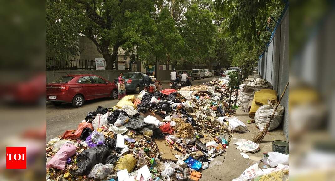 Tobacco free zone is garbage abundance zone - Times of India