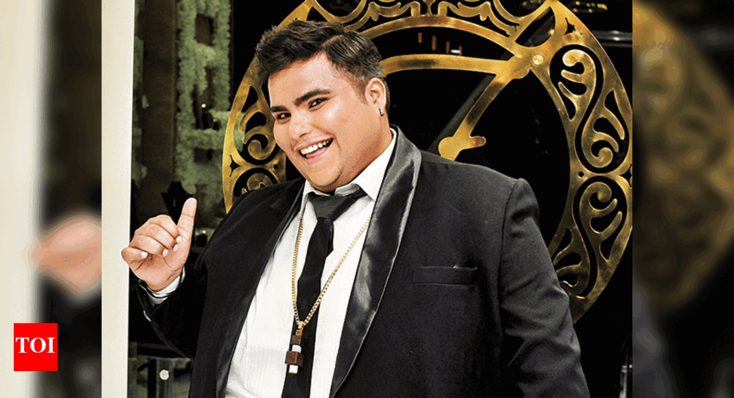 Student of the Year 2: Sumeet Samnani bags a role in 'SOTY 2' | - Times ...