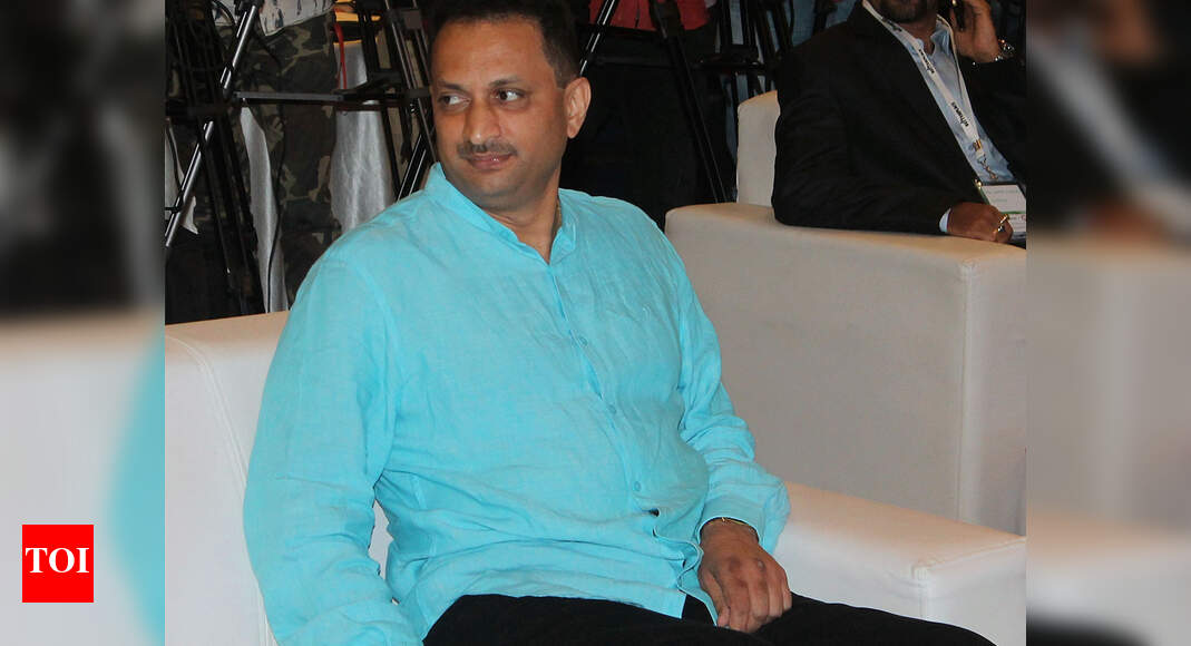 Union minister Anant Kumar Hegde at it again, calls intellectuals ‘sold ...