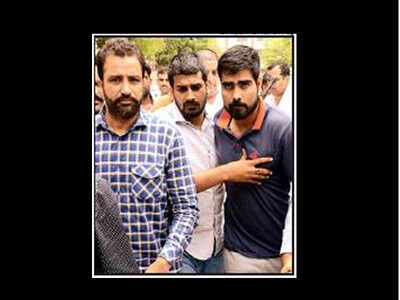 Post-remand, gangster Nehra handed over to Bhiwani police on court ...
