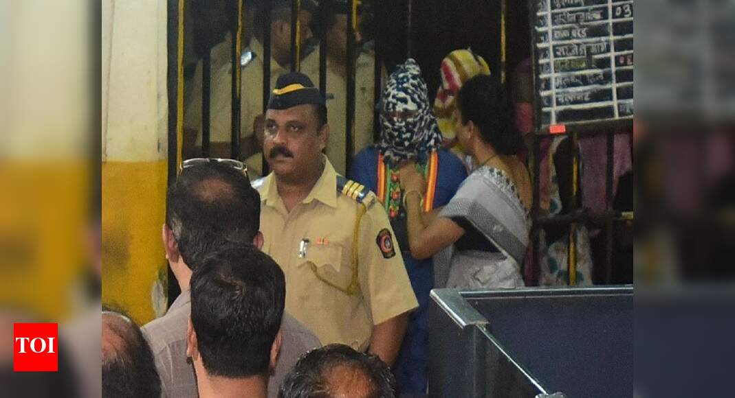 Byculla jail death : Six women staff will not be lodged in city prison ...