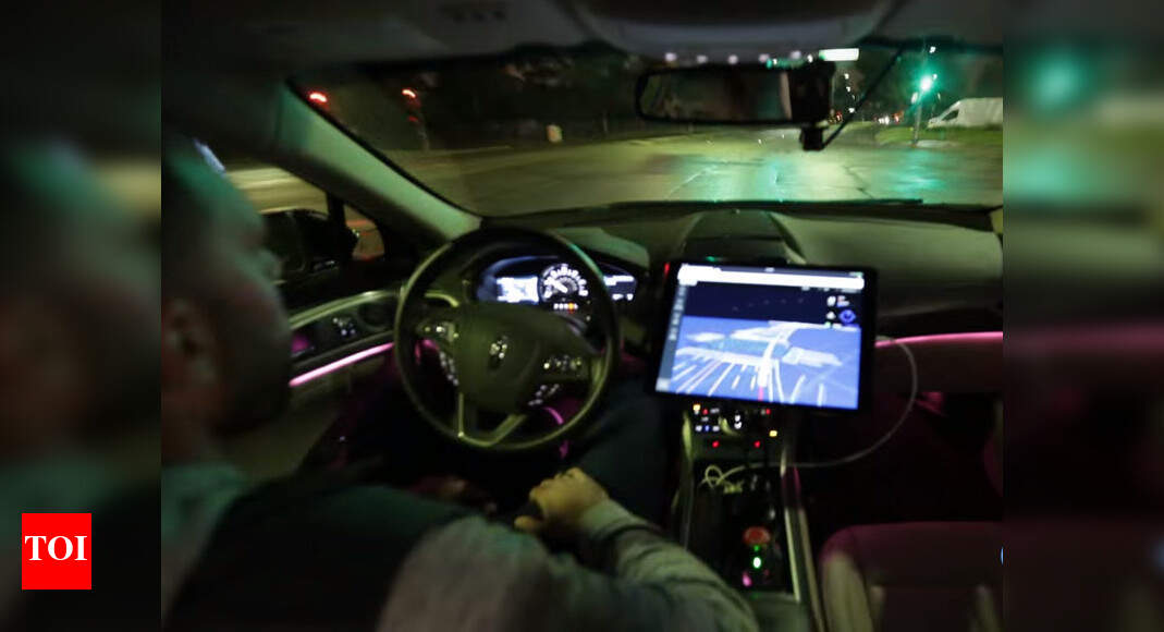 Sef-Driving: 5G networks to make autonomous vehicles safer: Gartner ...