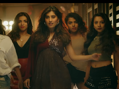 Bollywood singer Akasa Singh releases Bhojpuri cover of her song ‘Thug ...
