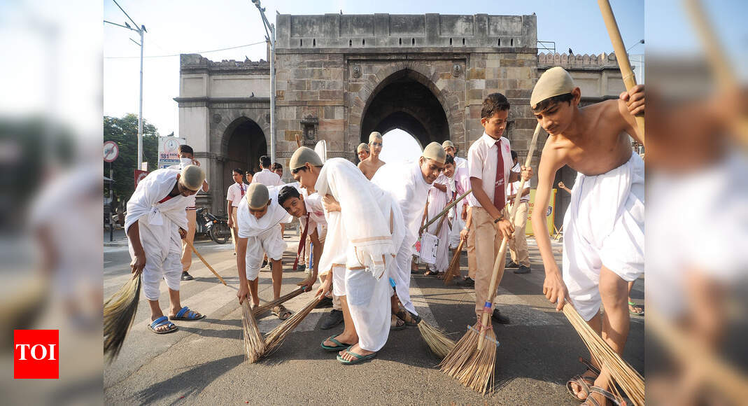 Gujarat cities slip in cleanliness ranks | Ahmedabad News - Times of India