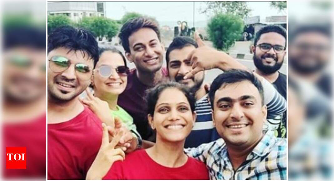 Team Vithu Mauli enjoy monsoon with a quick getaway - Times of India