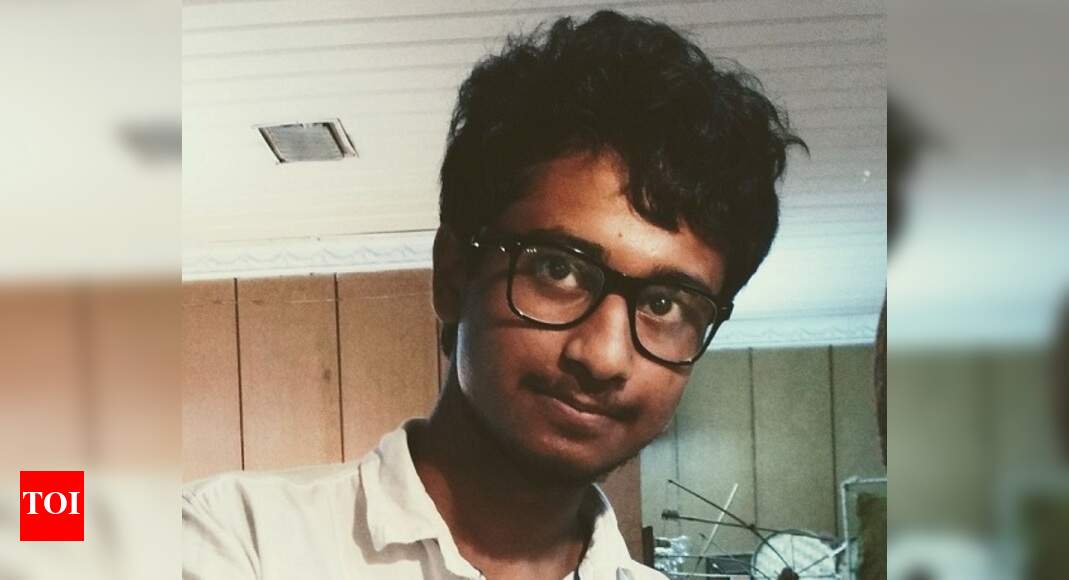 Theatre actor Ujan Chatterjee is off to Hampi | Bengali Movie News ...