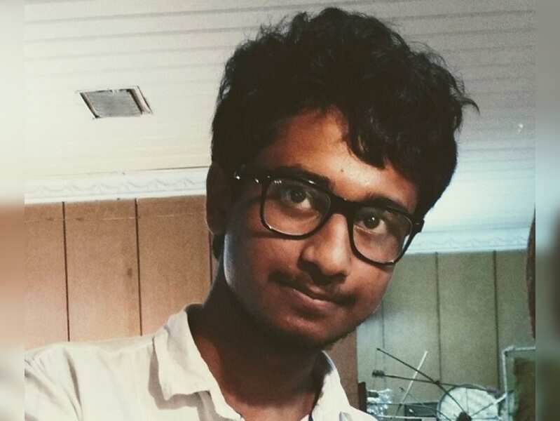 Theatre actor Ujan Chatterjee is off to Hampi | Bengali Movie News ...