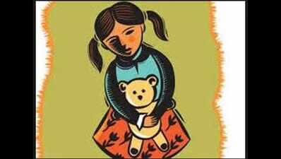 5-year-old dies after father slaps her | Delhi News - Times of India