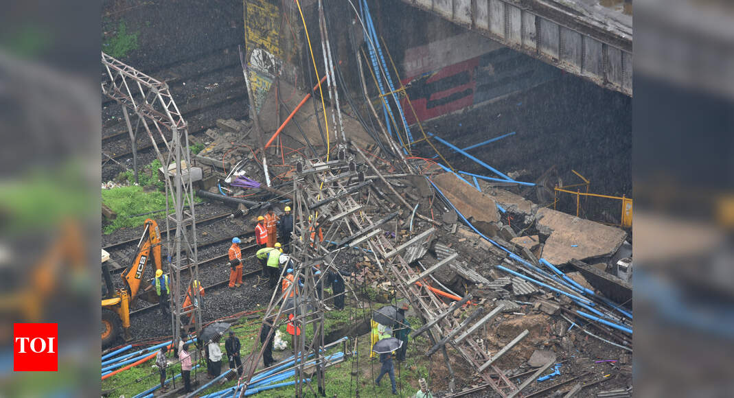 Mumbai Rains: Mumbai over-bridge collapses barely 7 months after audit ...