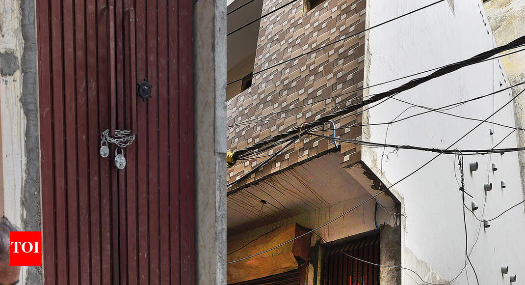 Burari Suicide Case: Cops plan to go for psychological autopsy to clear ...