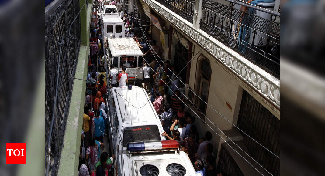 Burari Suicide Case: Burari deaths: Had Lalit been ‘in touch’ with late father since 2007 ...