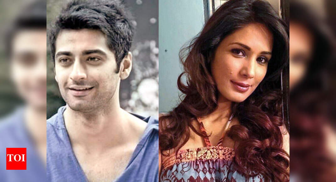 Is TV actor Harshad Arora dating his reel mother Aparna Kumar? - Times of India