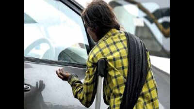 There is a hand behind every palm that is begging for alms | Chennai ...