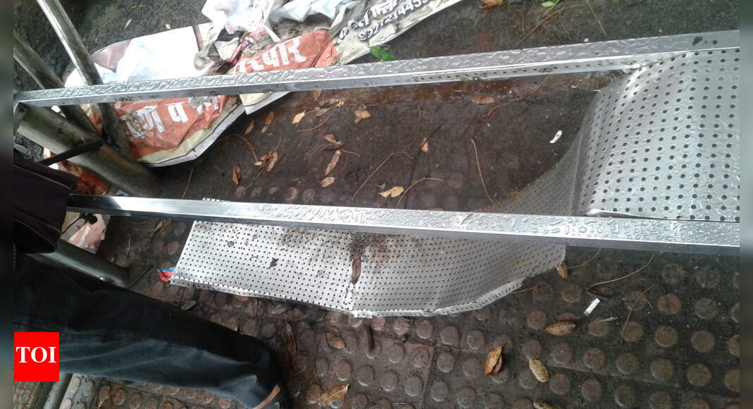 PMT Bus stop at vimannagar - Times of India